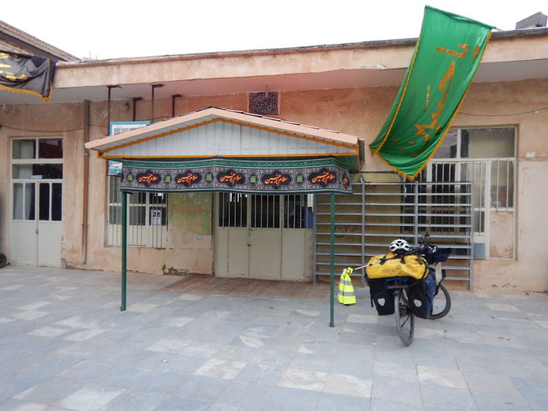 Blog 115 – Das Aschura-Fest / The The Feast of Ashura | Filbos Cycle Travel